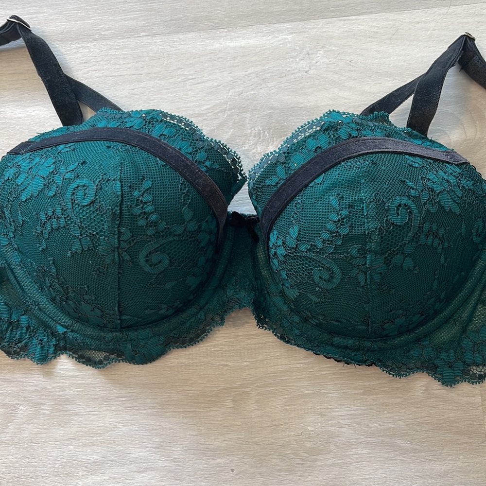 Victorias Secret Green Lace Bra 34a With Triangle Str… - Gem